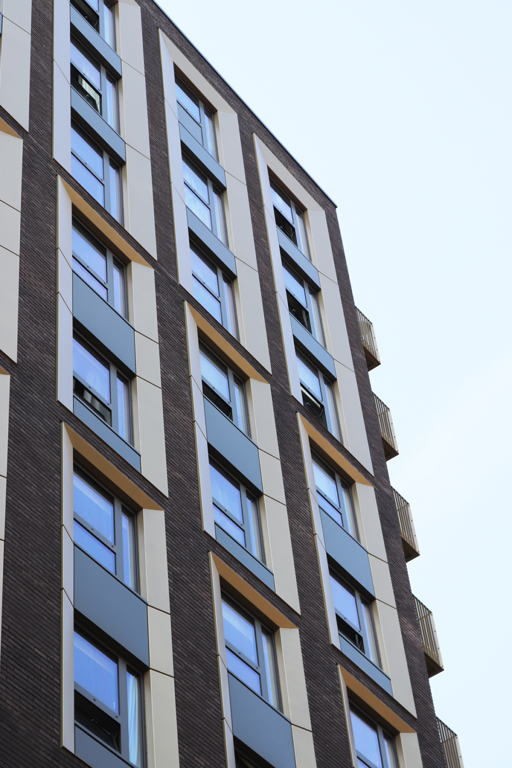 Aluminium Window Surrounds & Pods | Bespoke | External